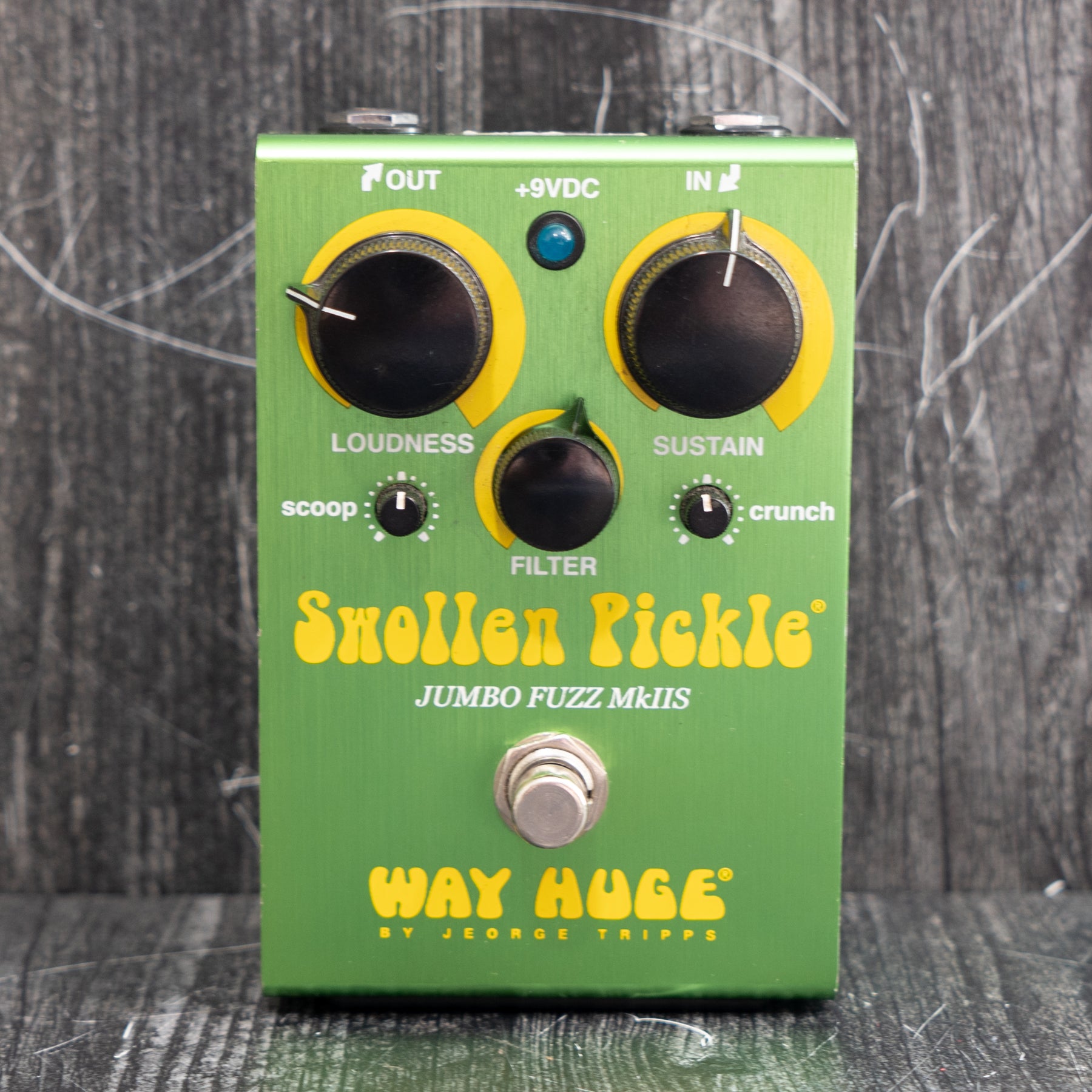 Way Huge WHE401s Swollen Pickle MkIIs Jumbo Fuzz