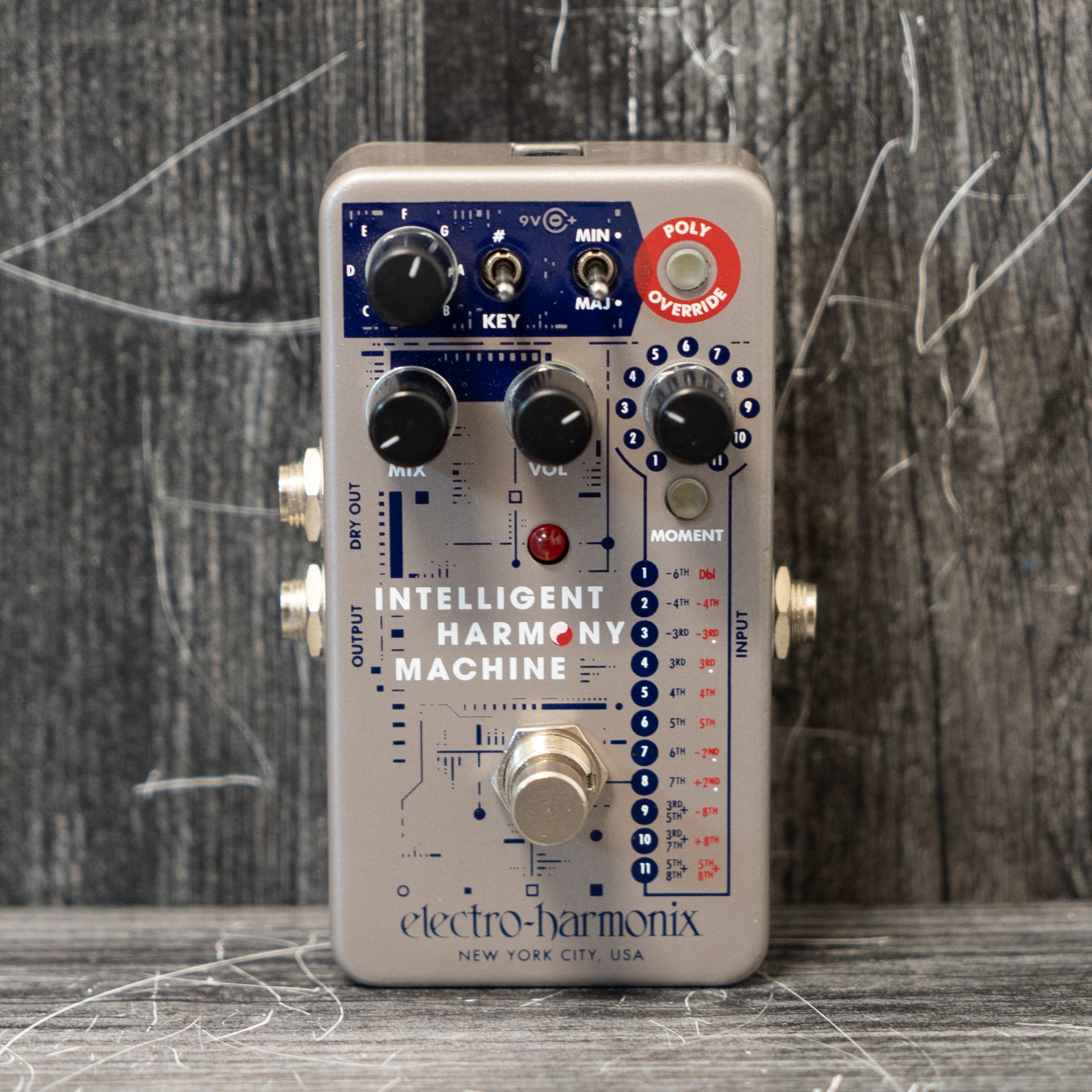 Electro-Harmonix Intelligent Harmony Machine