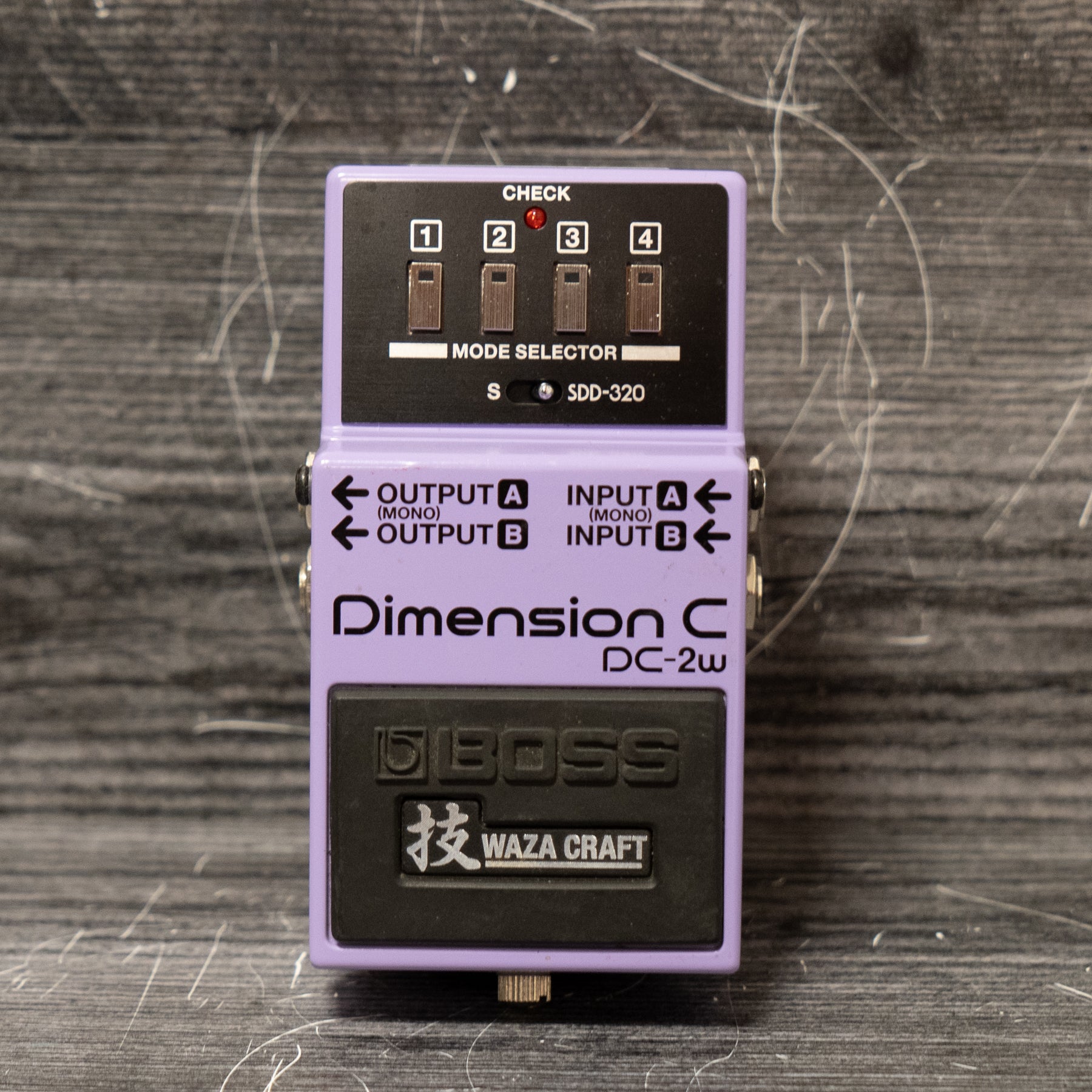 Boss DC-2W Dimension C Chorus Waza Craft