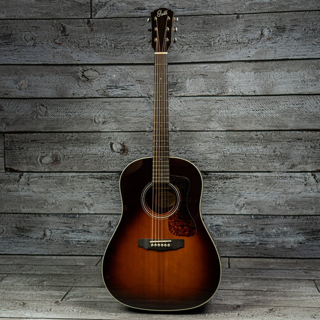 Guild DS-240 (USED)