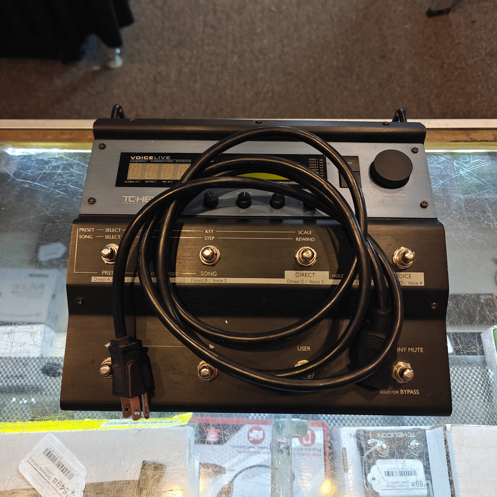 TC Helicon VoiceLive Vocal Multi Effect Processor