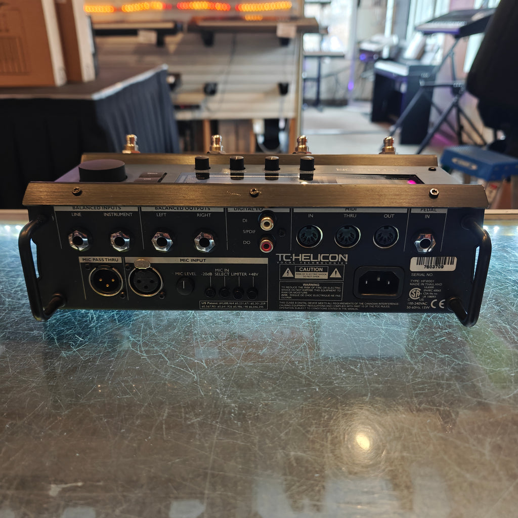 TC Helicon VoiceLive Vocal Multi Effect Processor