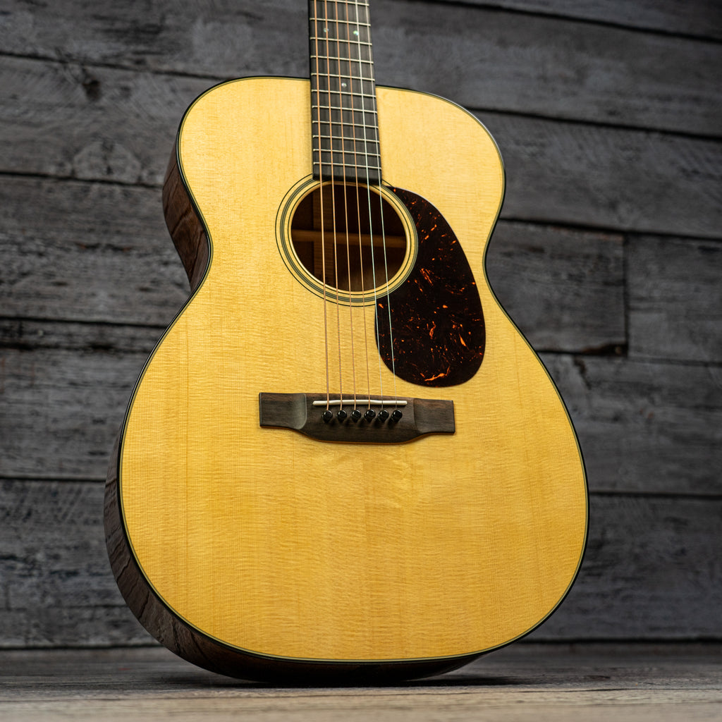 Martin 00-18