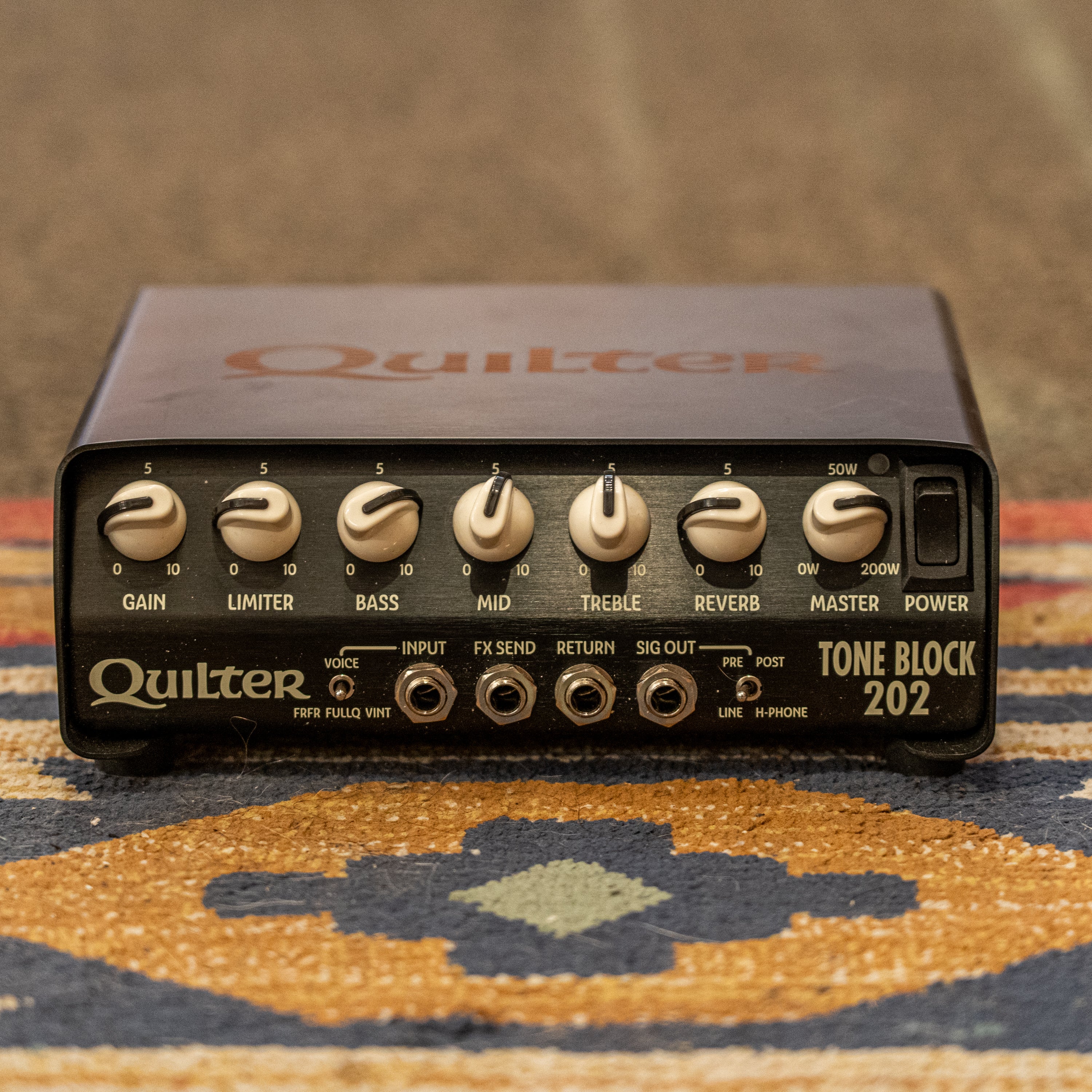 Quilter Tone Block 202 (USED)