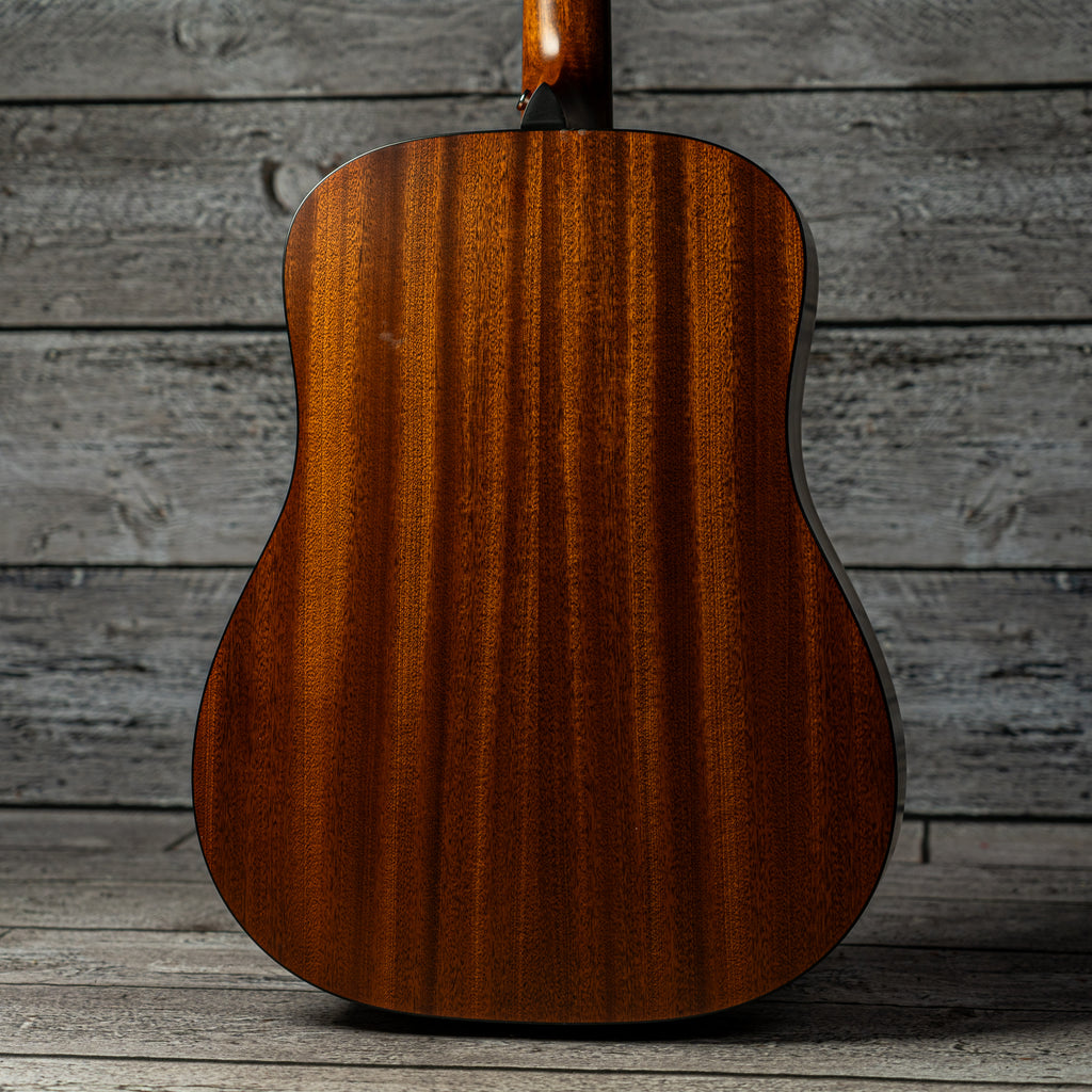 Taylor 310 (USED)